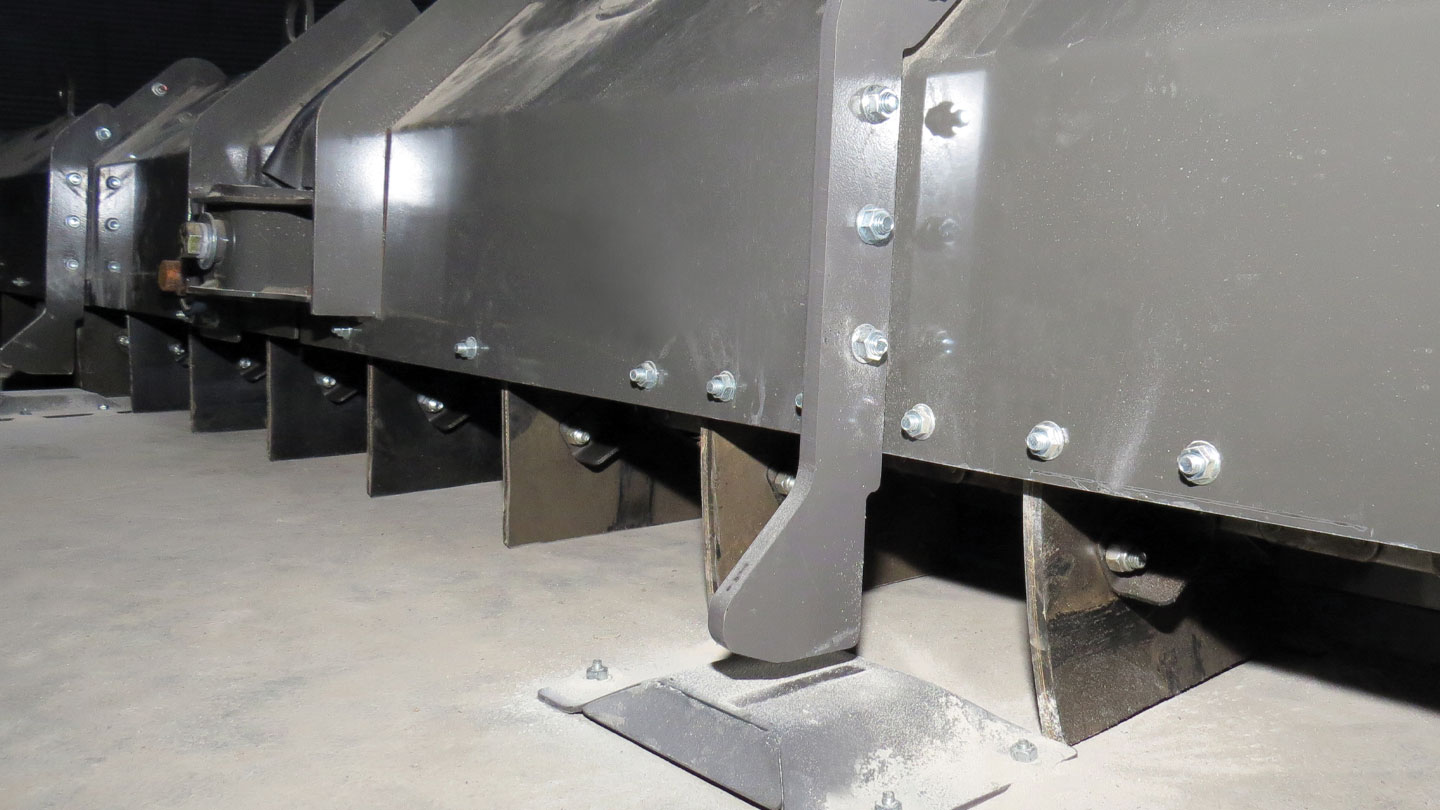 SWEEPS AND UNLOADS - Agro Equipements